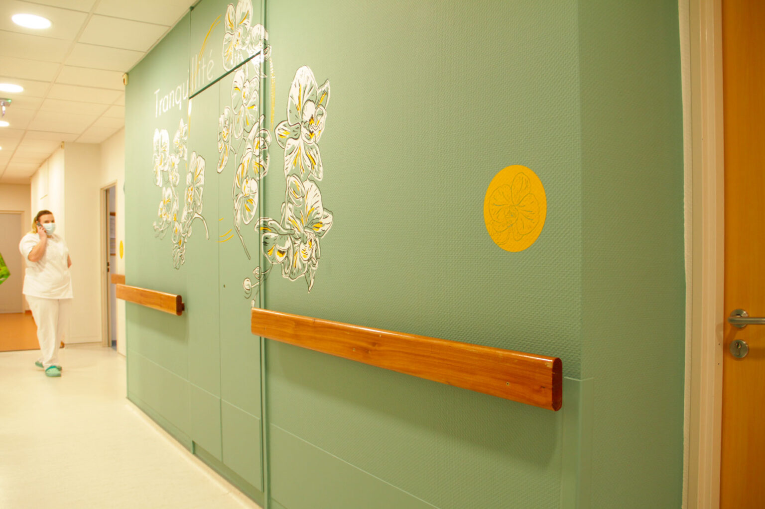 Signalétique décorative, murale pour l'Ehpad des orchidées ...